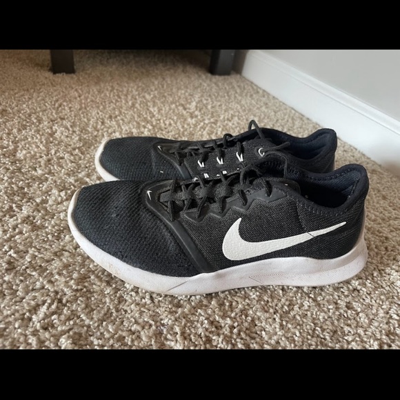 Nike | Shoes | Nike Sneakers Black With A White Check Mark | Poshmark